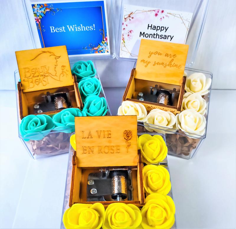 Elegant Gift Music Box Set Acrylic Roses for Valentines Monthsary ...